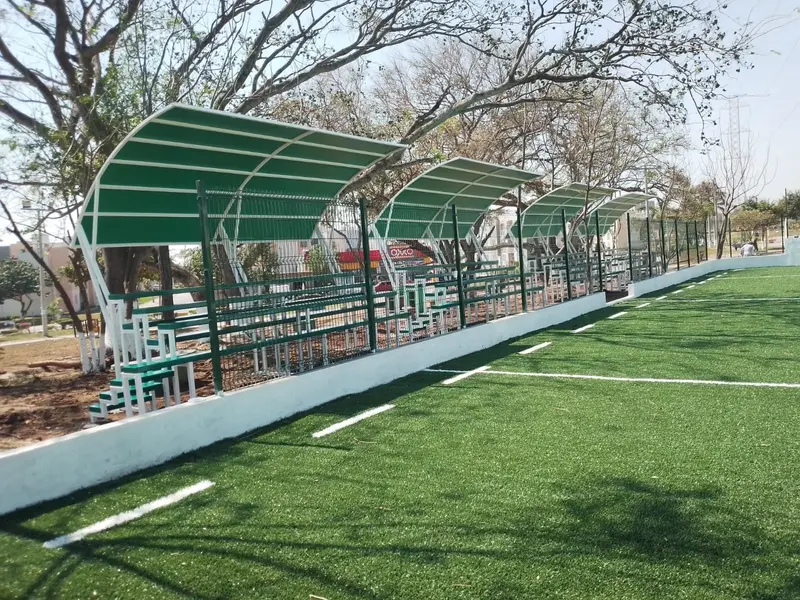 Gradas Metálicas para Canchas | Fabricación a Medida y Envío Nacional