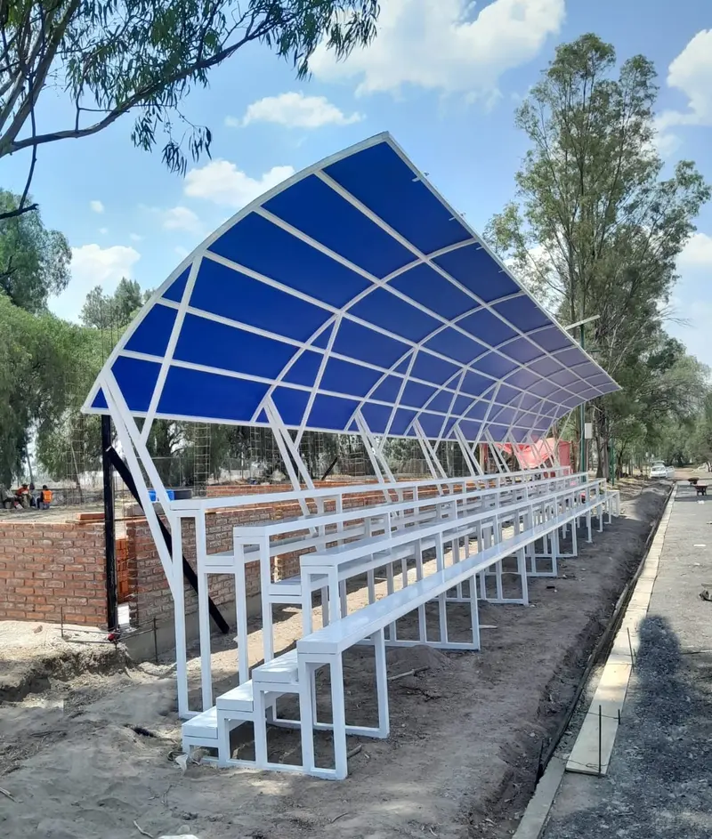 Gradas Metálicas para Canchas | Fabricación a Medida y Envío Nacional